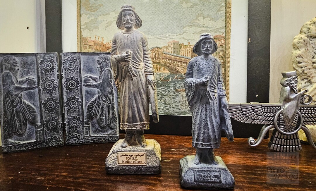 Median Officer 6th Century Replica Statue for Persian Cultural Home ...