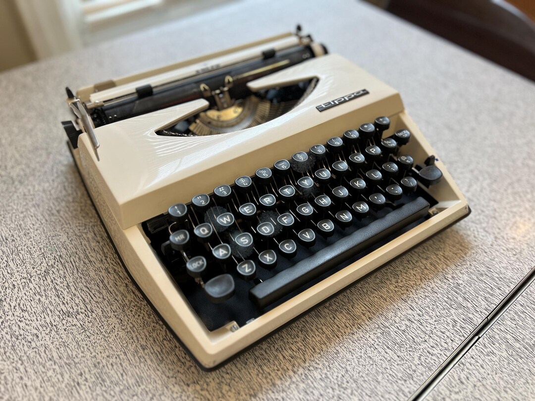 CURSIVE Adler Typewriter: Tippa Vintage 1978 Working Typewriter Ultra ...