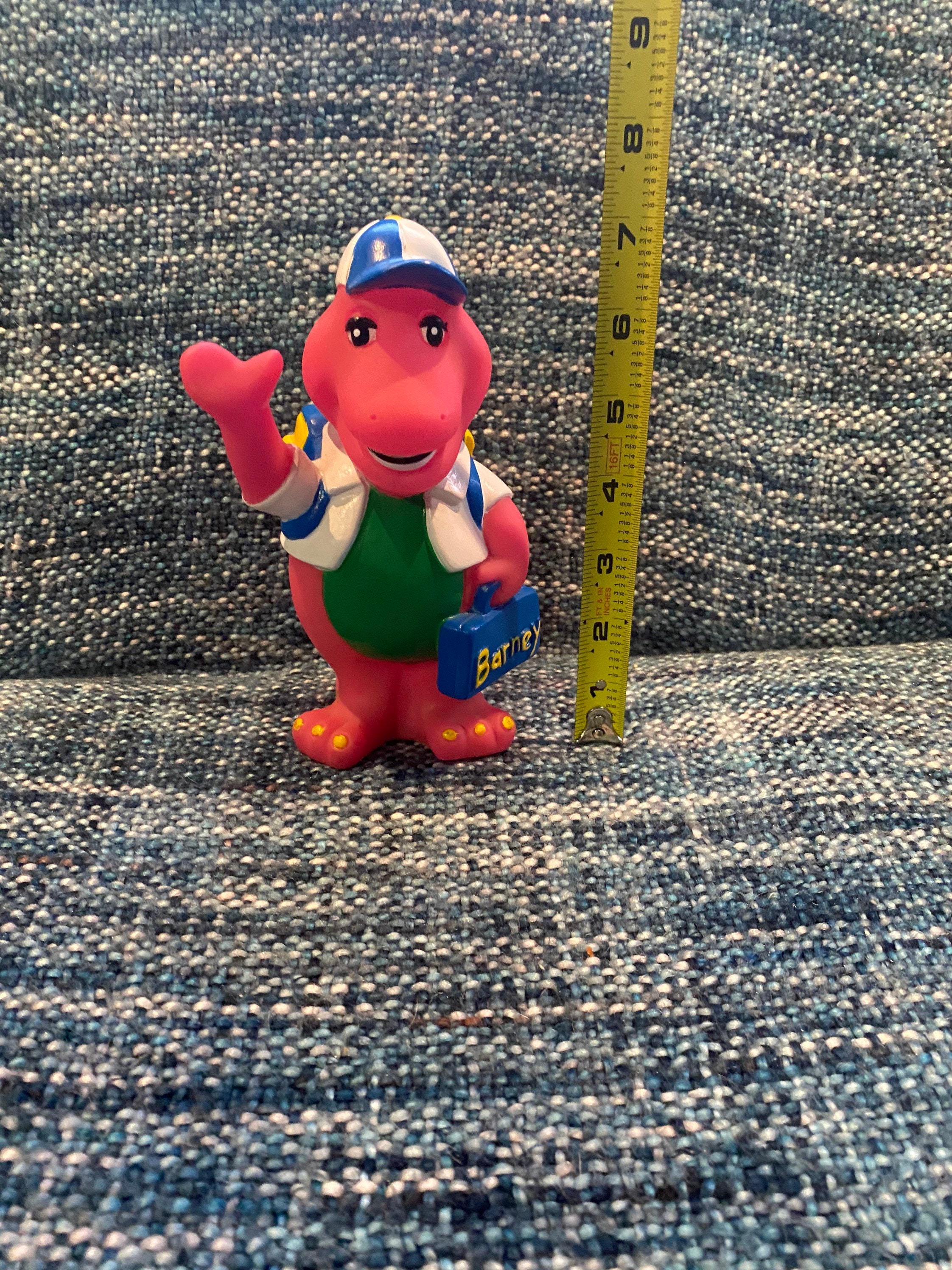 Vintage BARNEY DINOSAUR BANK 7 Barney Holding Lunch Box/ Backpack ...