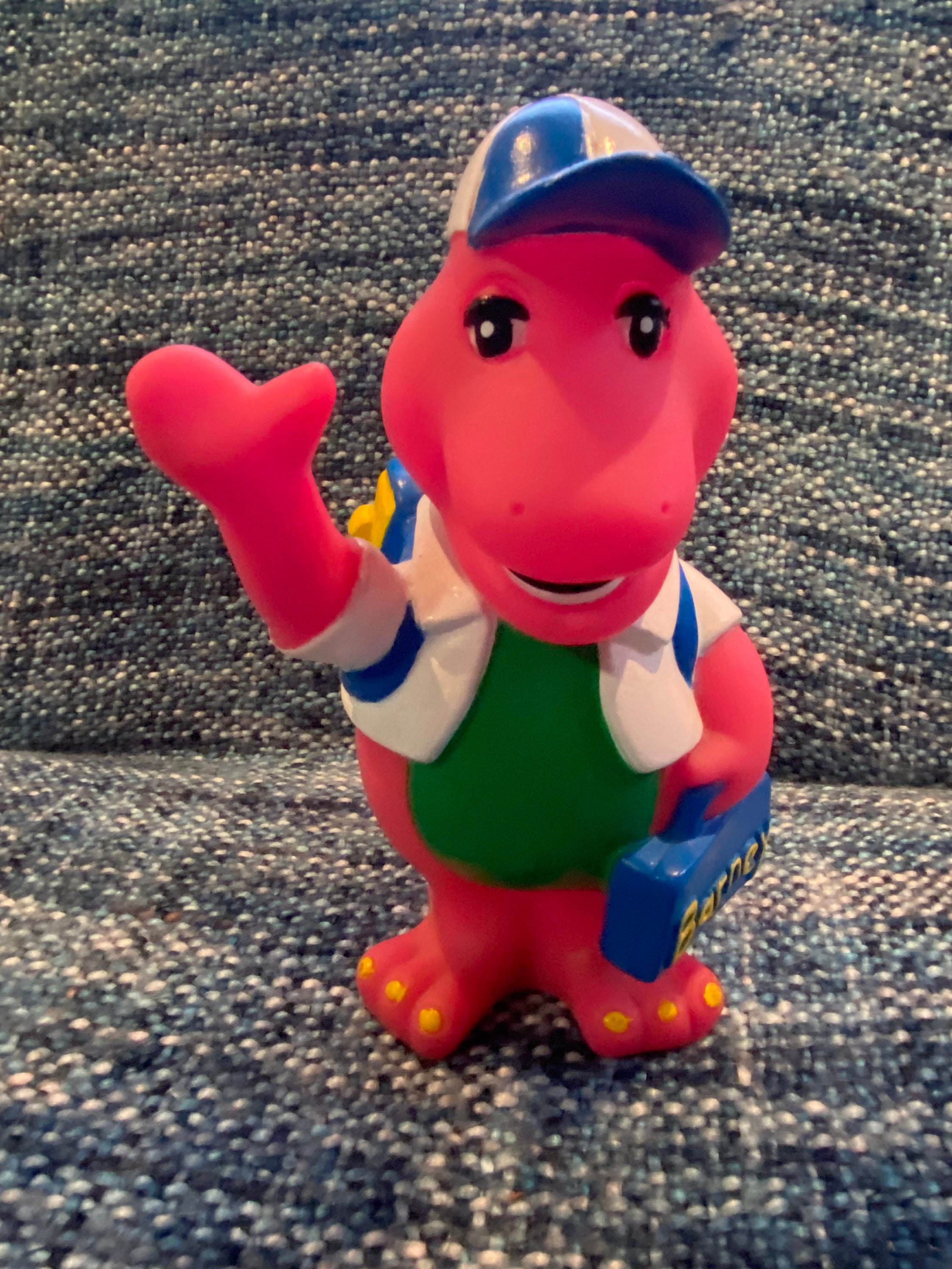 Vintage BARNEY DINOSAUR BANK 7 Barney Holding Lunch Box/ Backpack ...