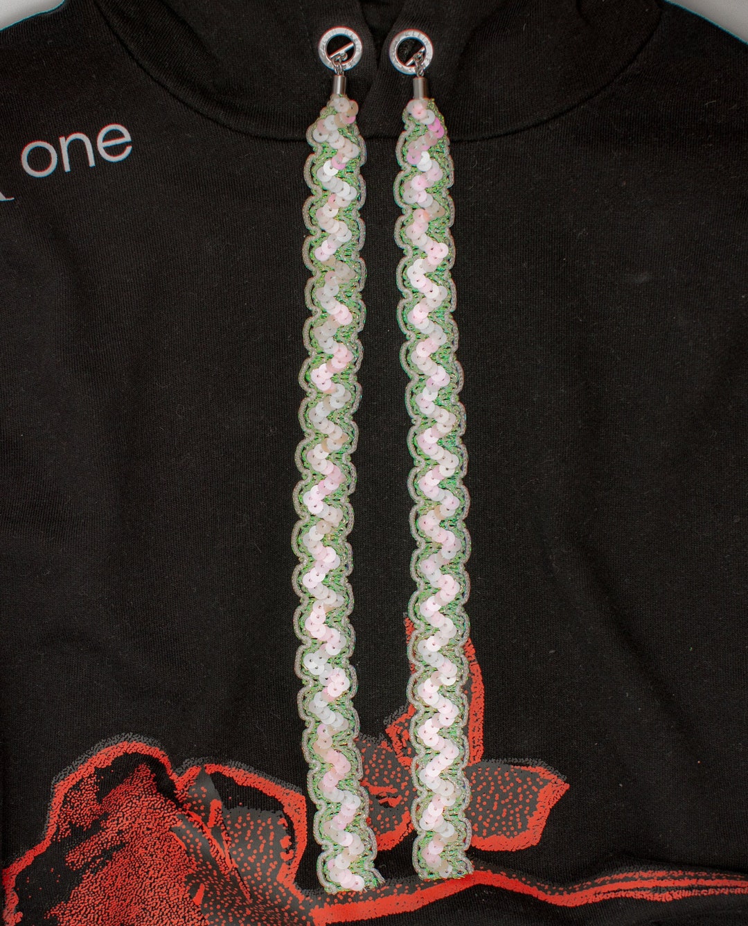 Hoodie and Shoe Lace Charms Set | Metallic Glitter & Sequin Wave String ...