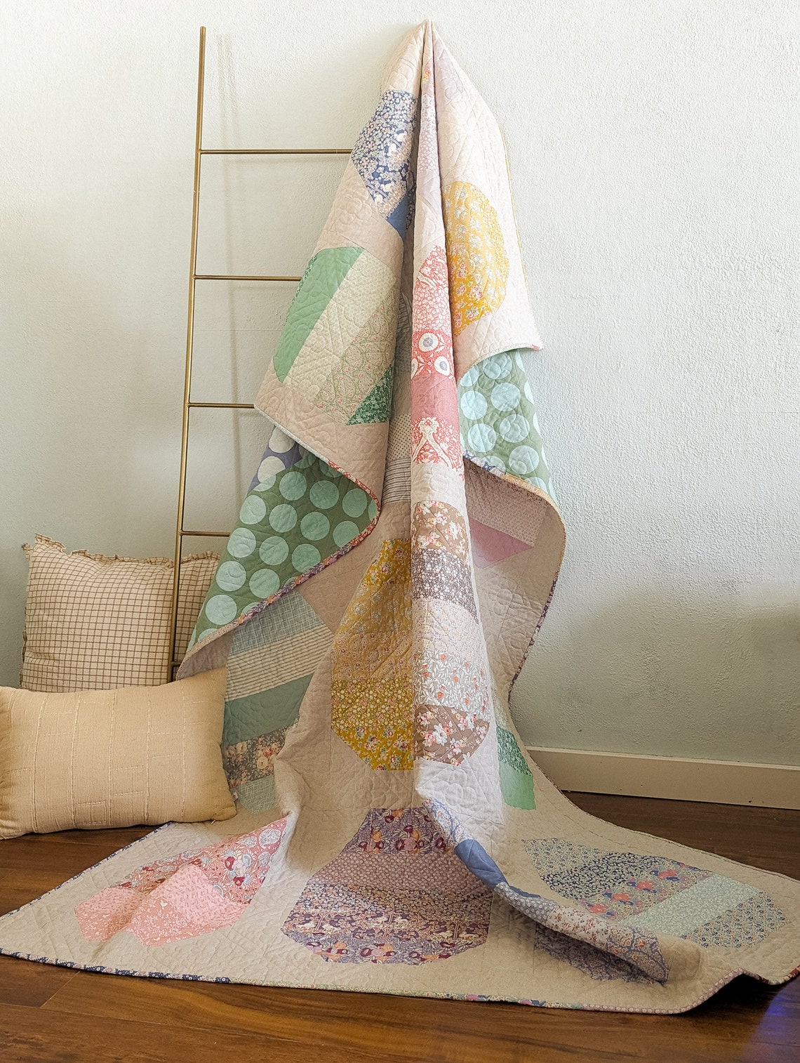 Folk Eggs Quilt Pattern PDF Pattern Easter Egg Quilt - Etsy