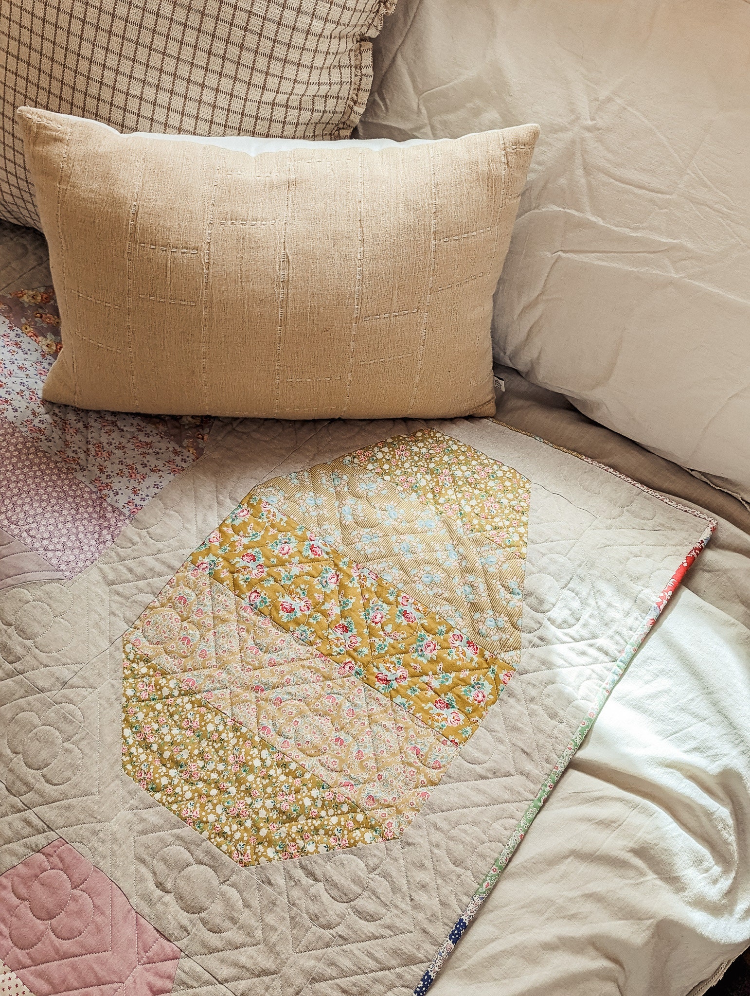 Folk Eggs Quilt Pattern PDF Pattern, Easter Egg Quilt, Beginner Quilt Pattern, Modern Quilt ...