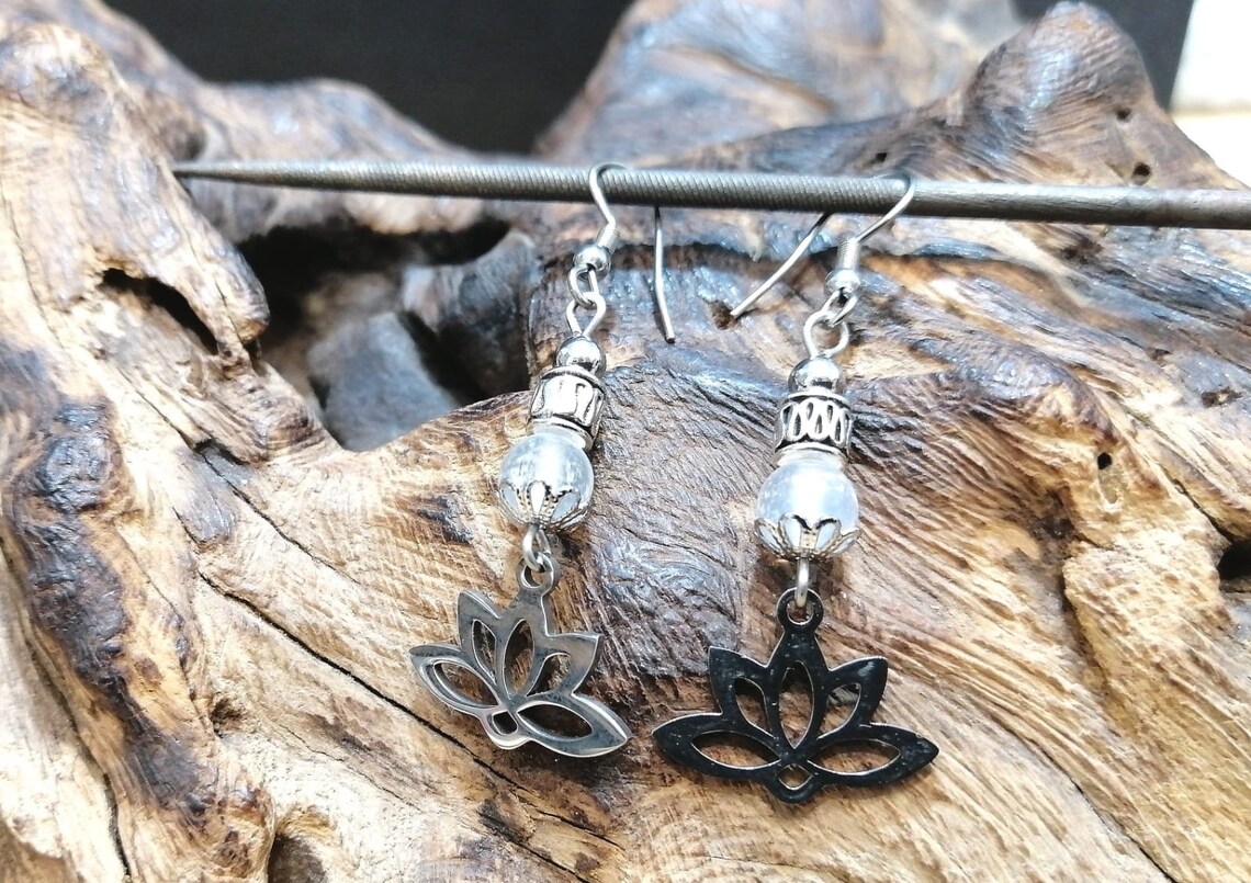 Selenite and Lotus Flower Earrings, Symbol of Purity, Stone of Angels 6 ...