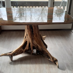 Resin Bullet Table With Driftwood Stump Base - Etsy