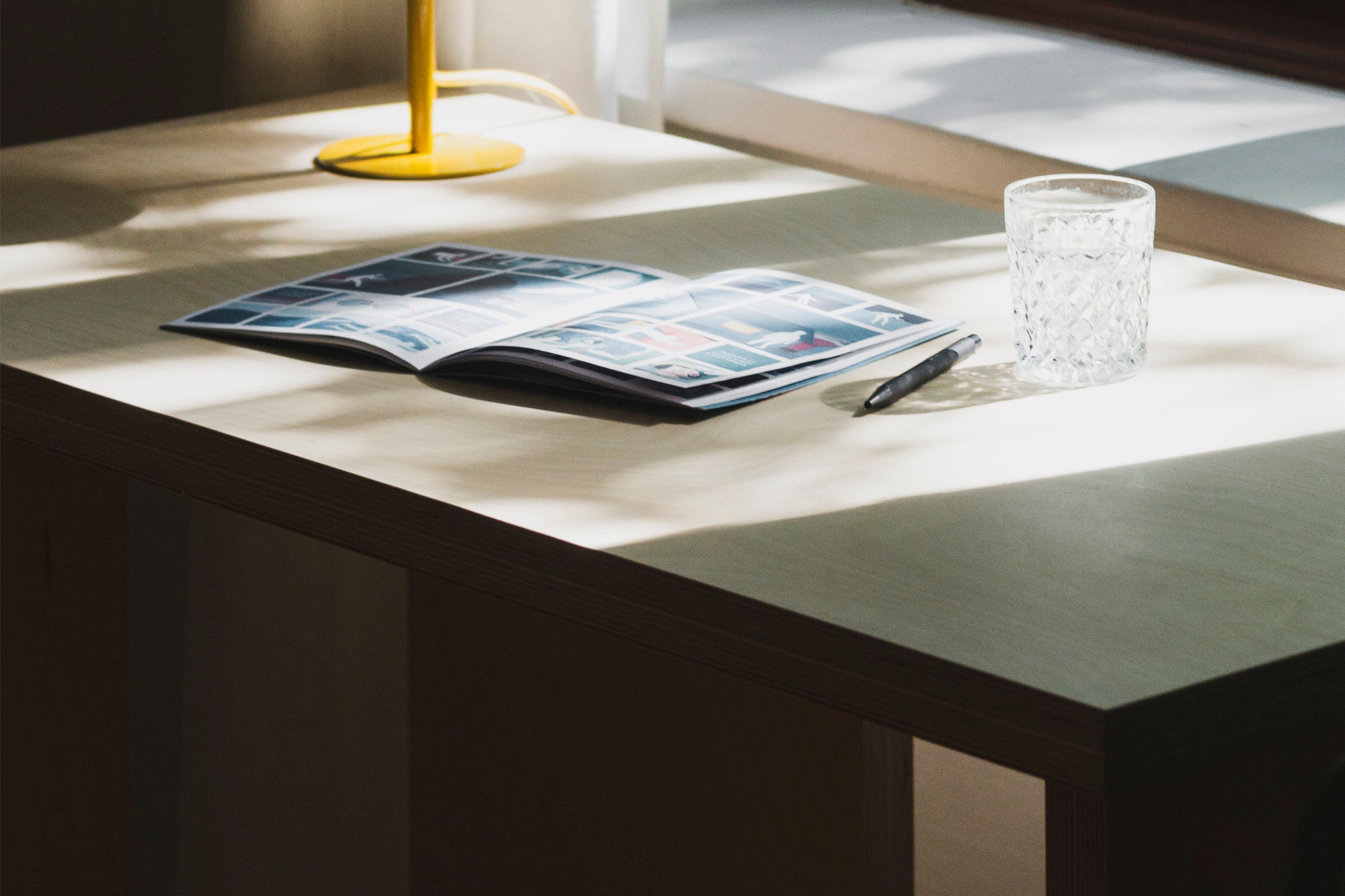 OTOTO.19 Minimalist Plywood Desk Japandi Style, Modern Desk ...