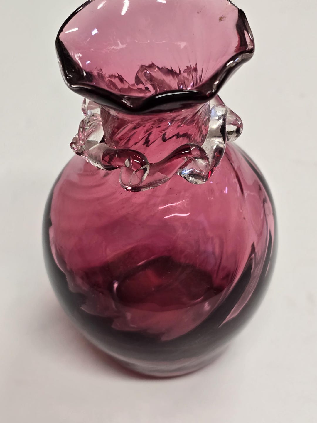 Vintage Pilgrim Glass Co. Cranberry Glass Vase Optic Swirl With Rigaree ...