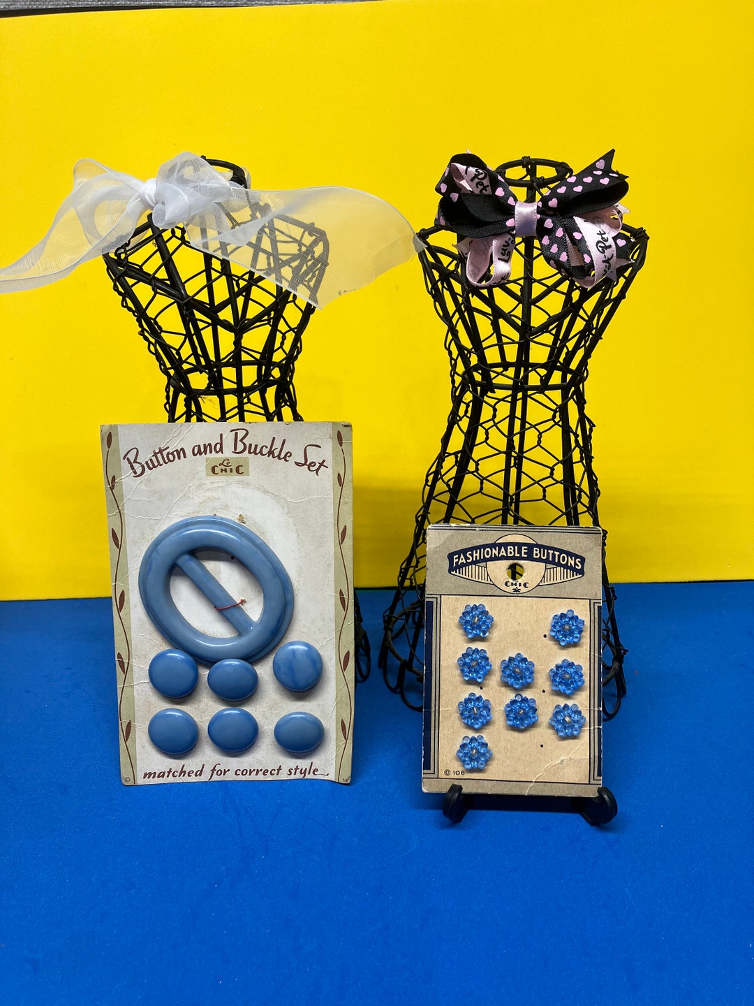 Two 1940s Vintage Button Cards With Original Plastic Buttons and One ...