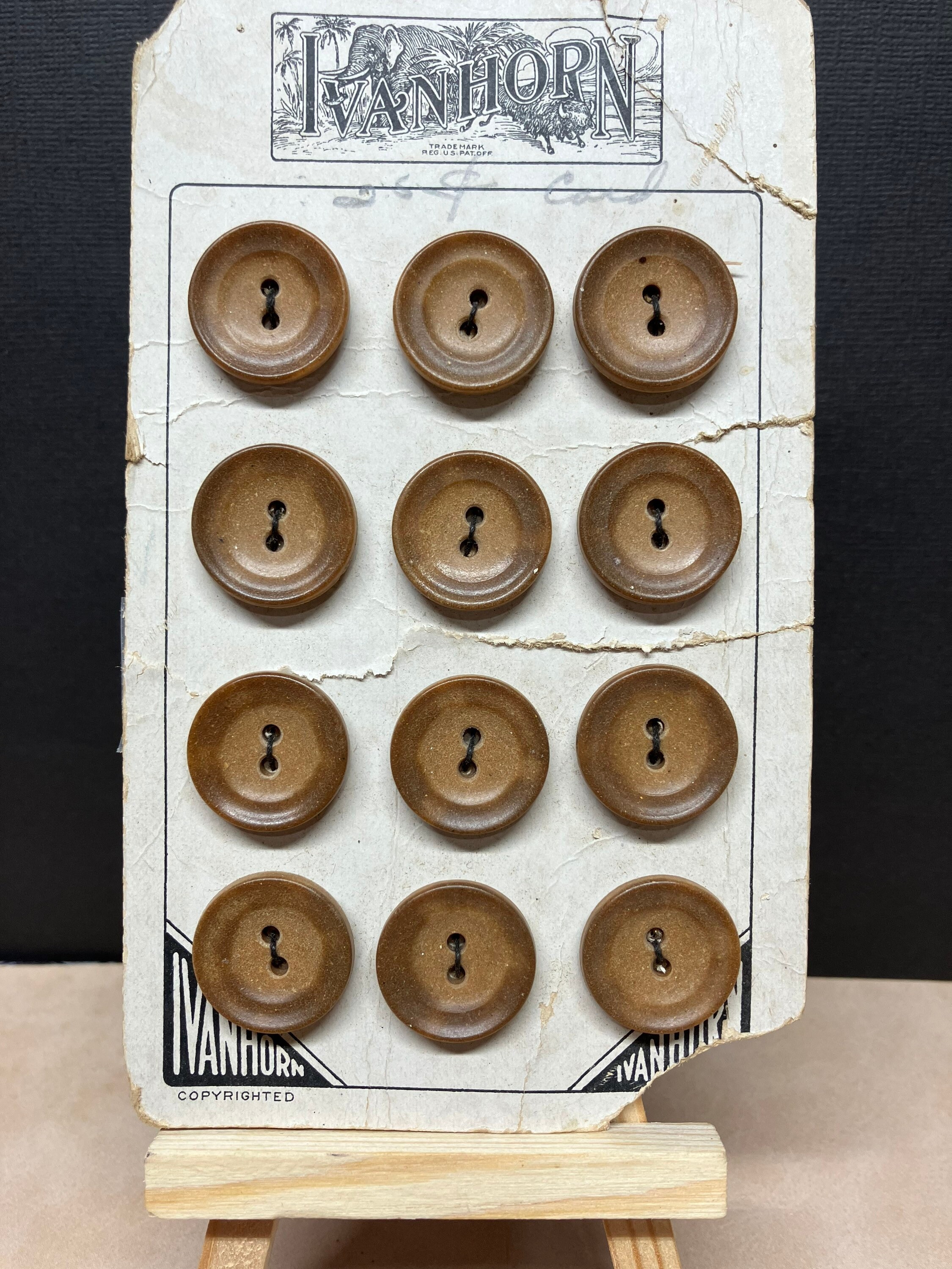 Vintage Ivan Horn Button Card, Two-tone Brown Celluloid Buttons - Etsy
