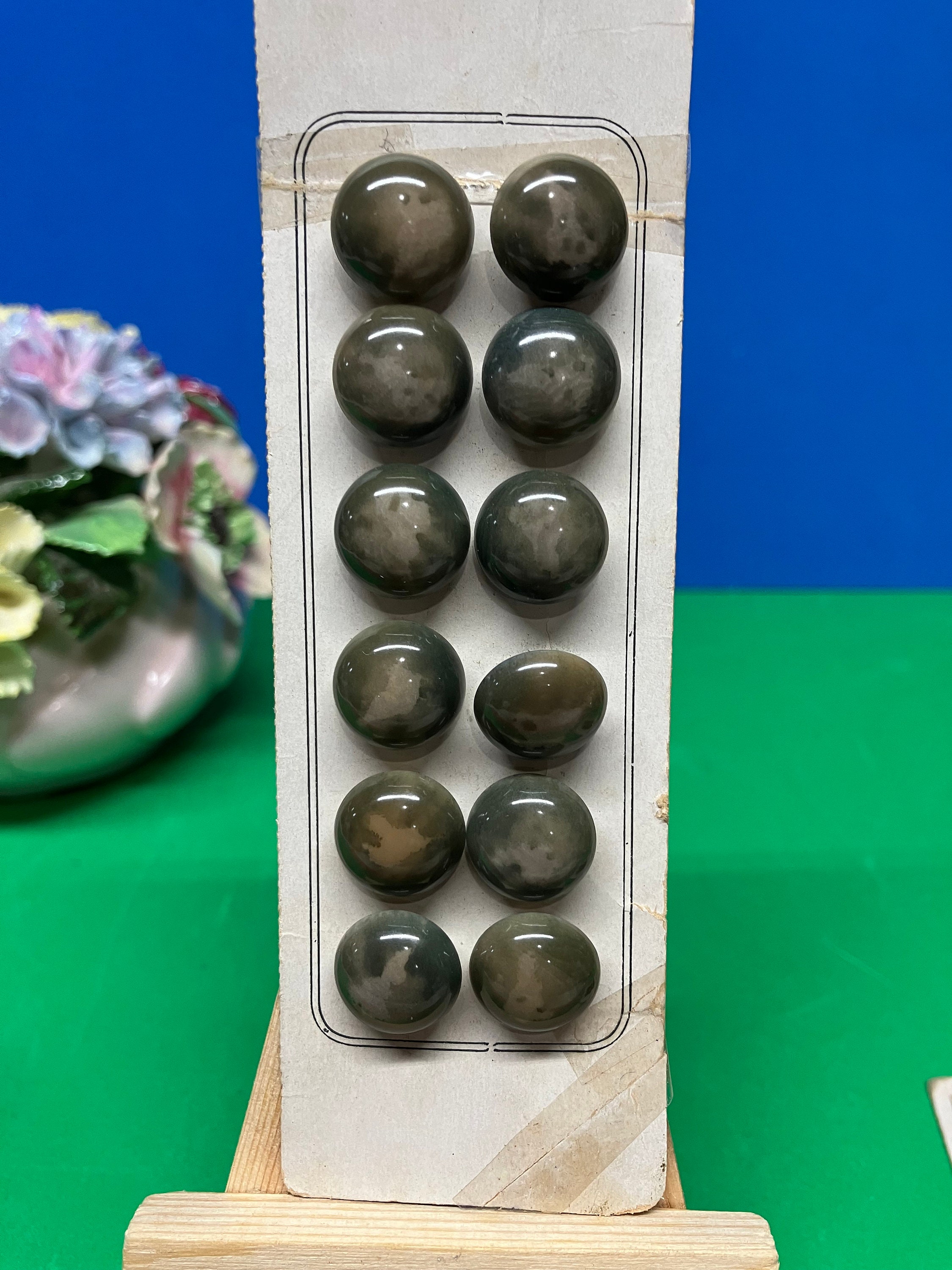 Two Carded Vintage Original Button Cards of 18 Ceramic Porcelain ...