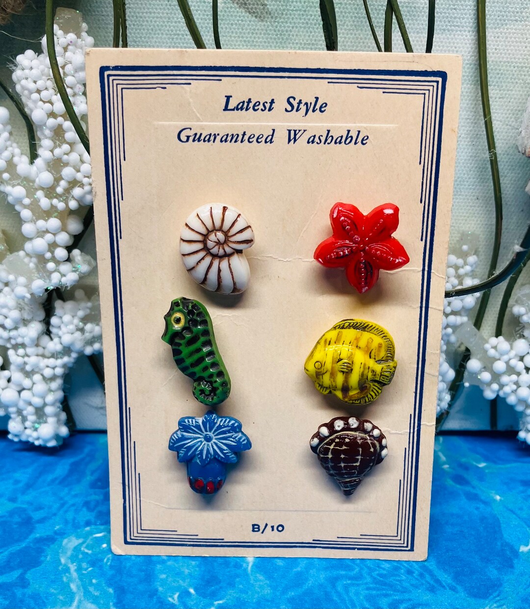 Set of ‘life Under the Sea’ Glass Vintage Buttons-conch Shell, Seahorse ...