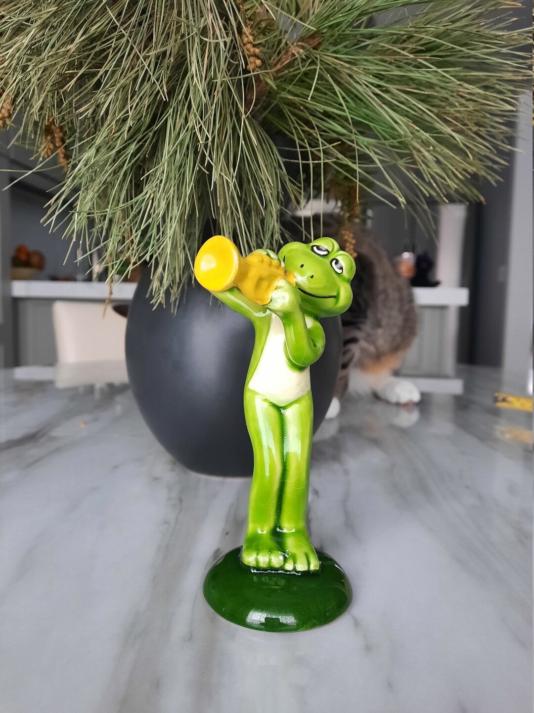 Vintage Norcrest Frog ceramic figurine, frog playing trumpet figurine ...