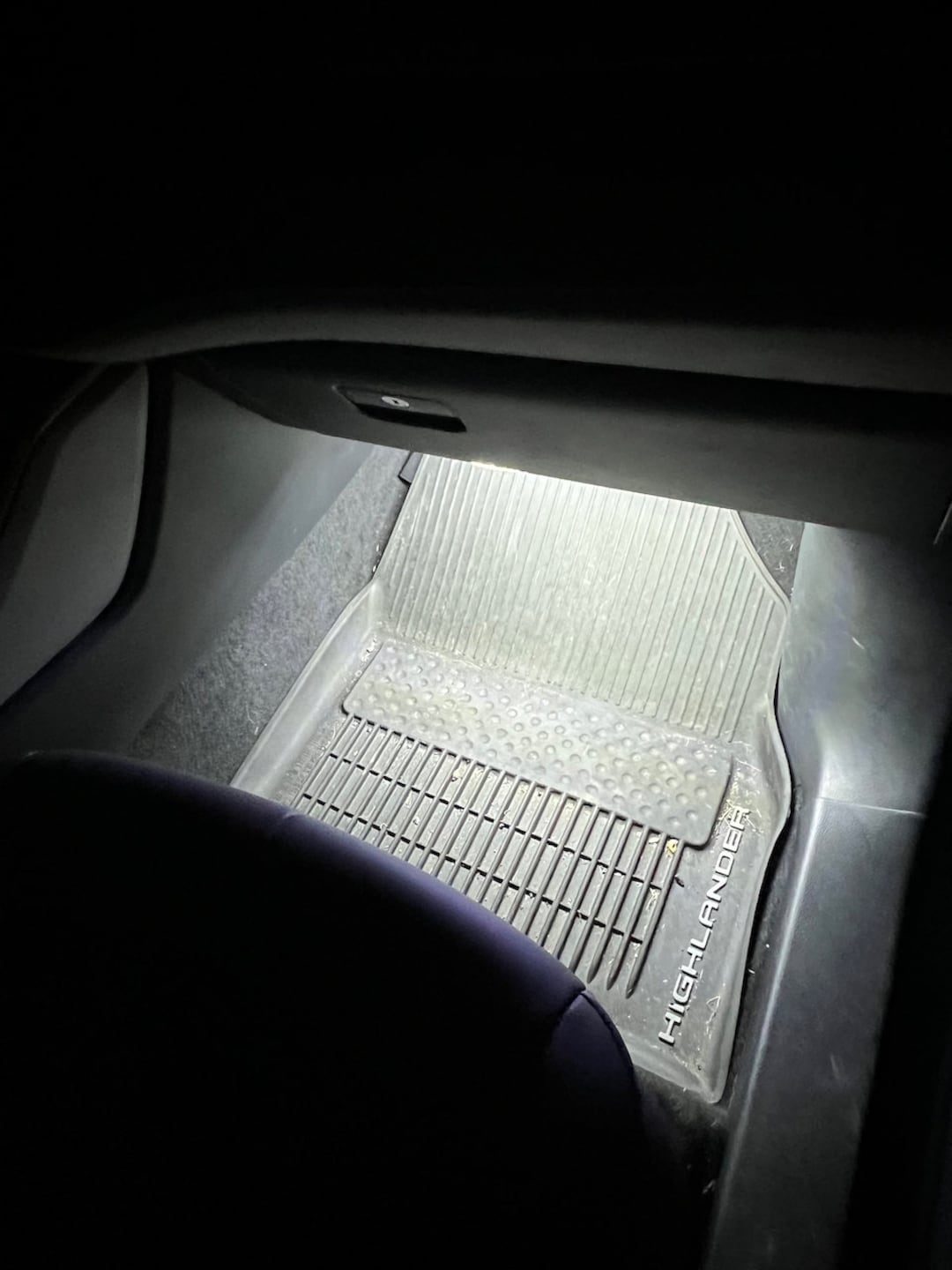 Toyota Highlander Door Activated LED Footwell Lights - Plug and Play ...