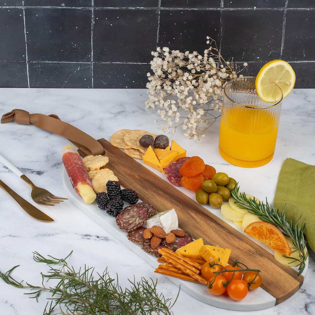 Personalized Charcuterie Board, Oval Cutting Board, Personalized Gifts ...