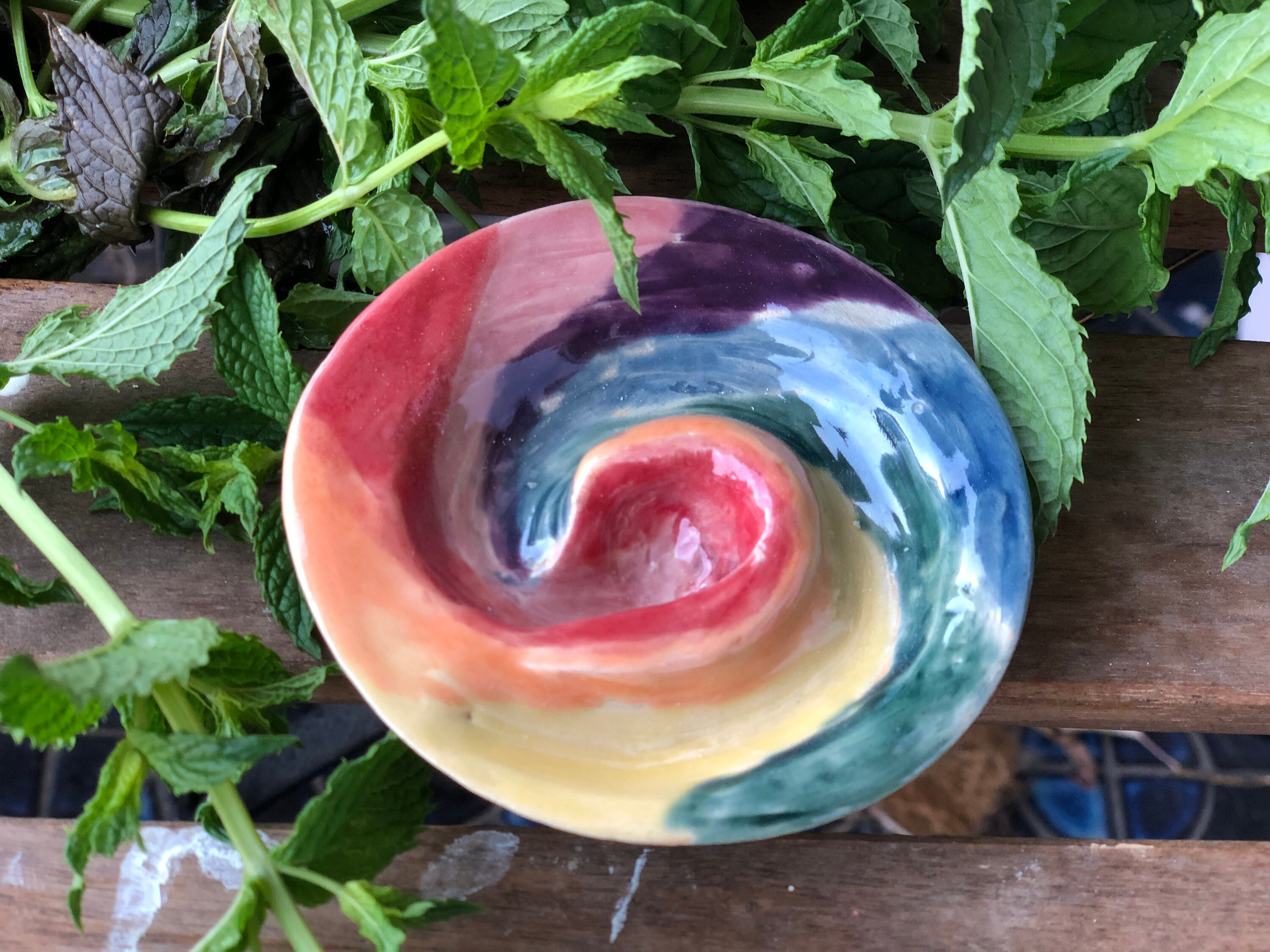PREODRDER Ceramic Rainbow Bee Bath, Bee and Butterfly Water Drinking ...