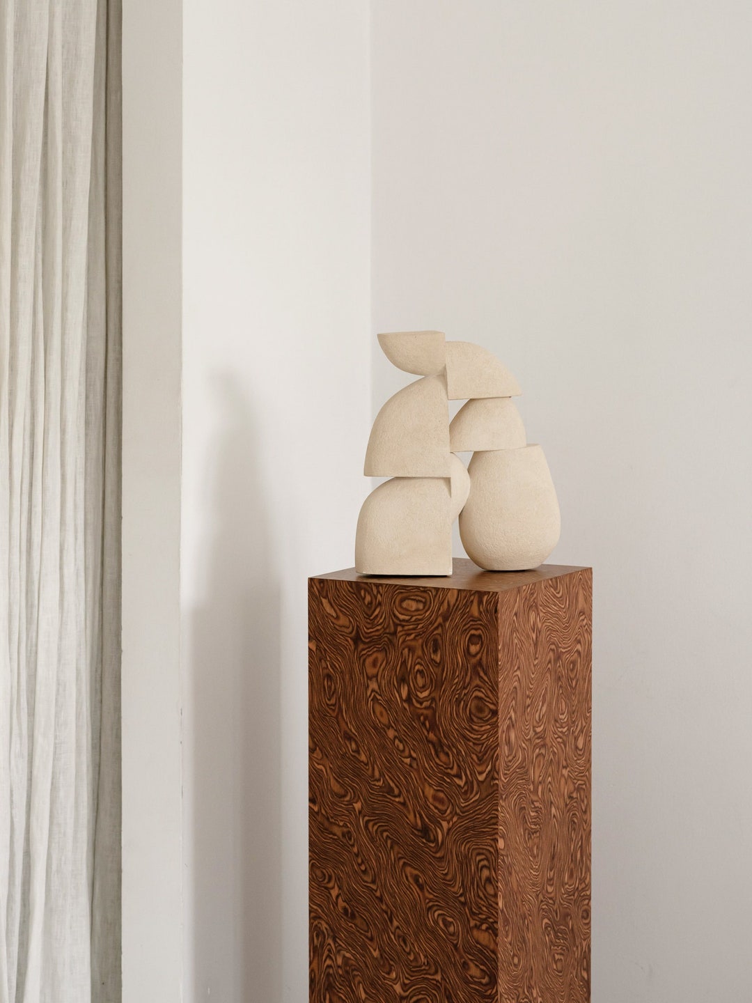 Muscato Root Plinth Pedestal: Minimalist Display Stand (30x30x100cm) - Etsy