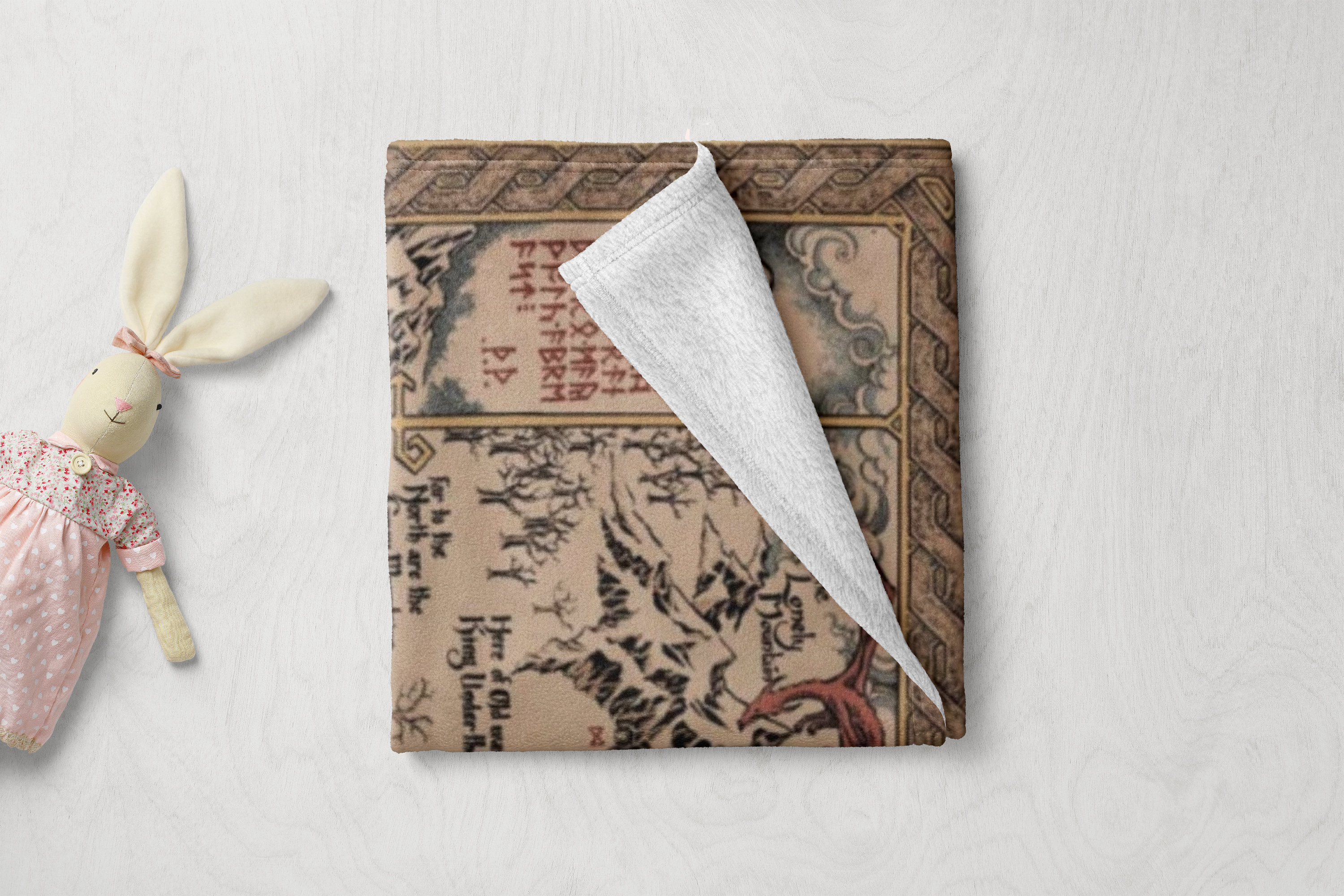 LOTR Thorin's Blanket - Vintage Bilbo Baggins Blanket sold by Tony ...