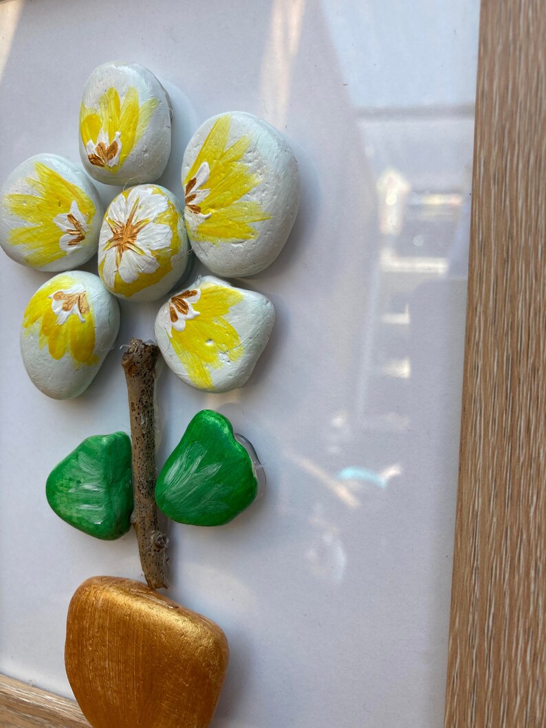 White Flower Pebble Art. Acrylic Painted Stone Gift. Picture Flower ...