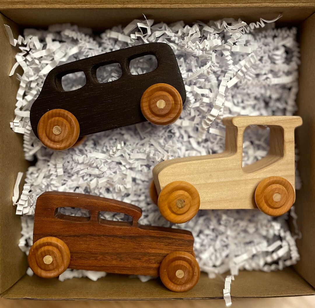 Handmade Wooden Car Set for Toddlers, Montessori Wooden Vehicles ...