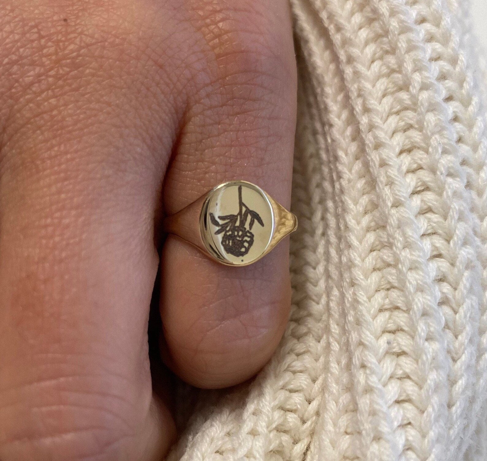 Flower Signet Ring, 14k Signet Ring, Birthday Flower Ring ...