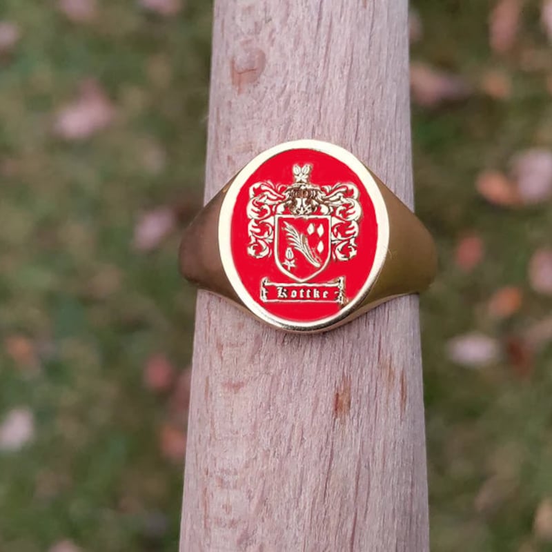 Gold Family Crest - Etsy