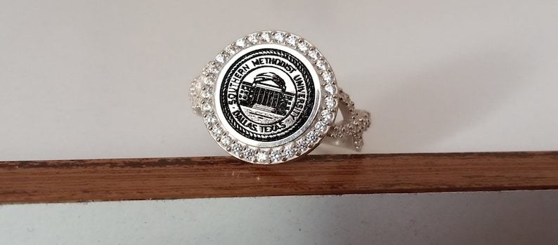 Engraved University Crest Sterling Silver Ring, Graduation Gift - Etsy