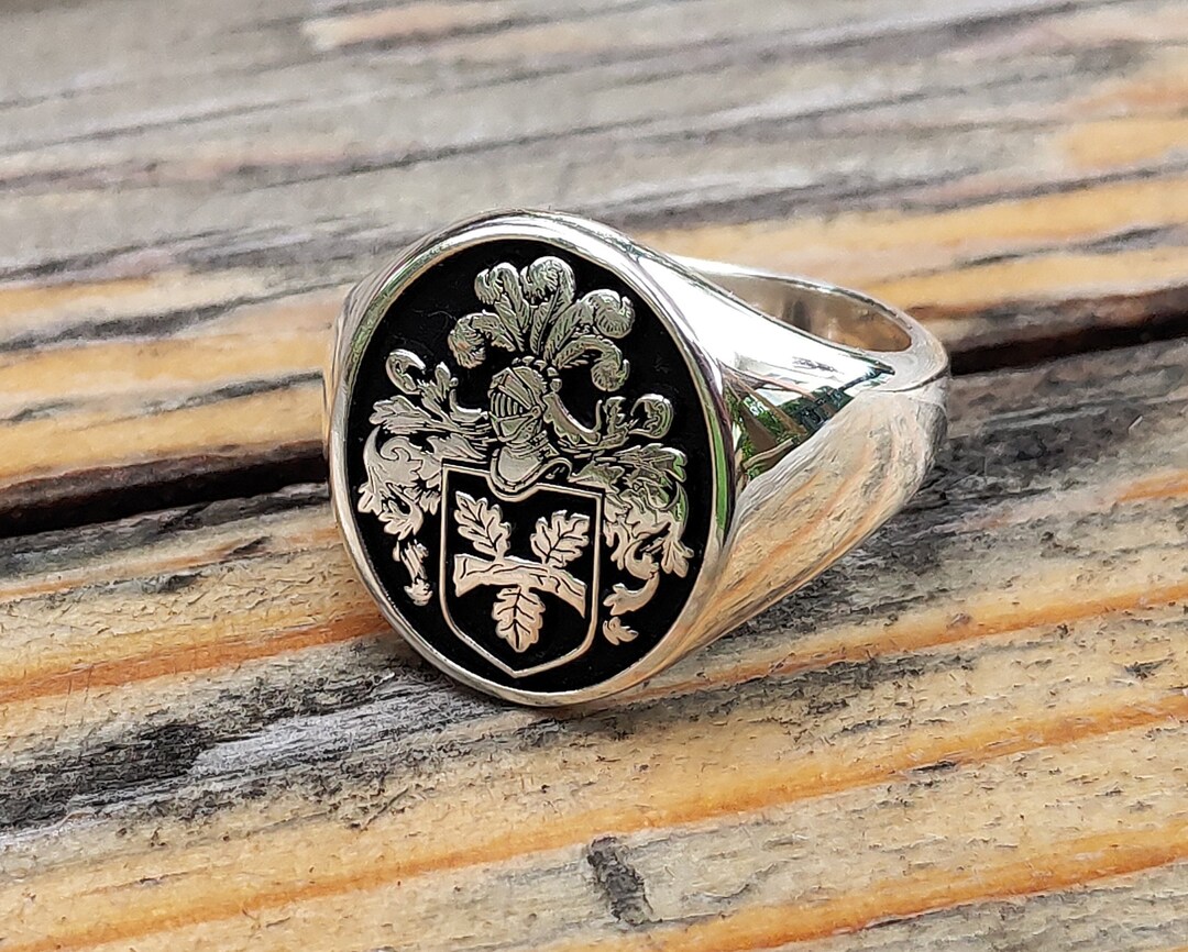 Family Crest Signet Ring,mens Ring,womens Ring,embossed,gift for Family ...