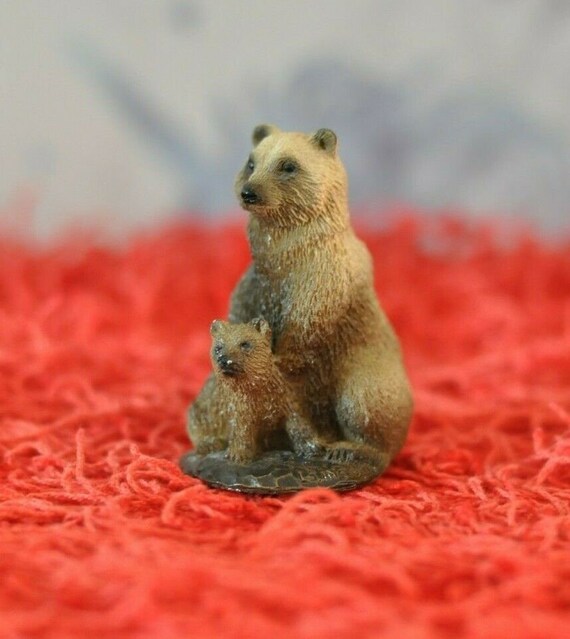 Lovely Little Vintage Wooden Look Bird Figurine Ornament Priory ...