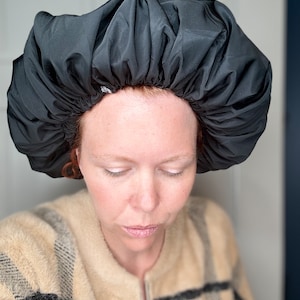 Reversible Satin-lined Curly Bonnet: Water-resistant Shower Essential ...