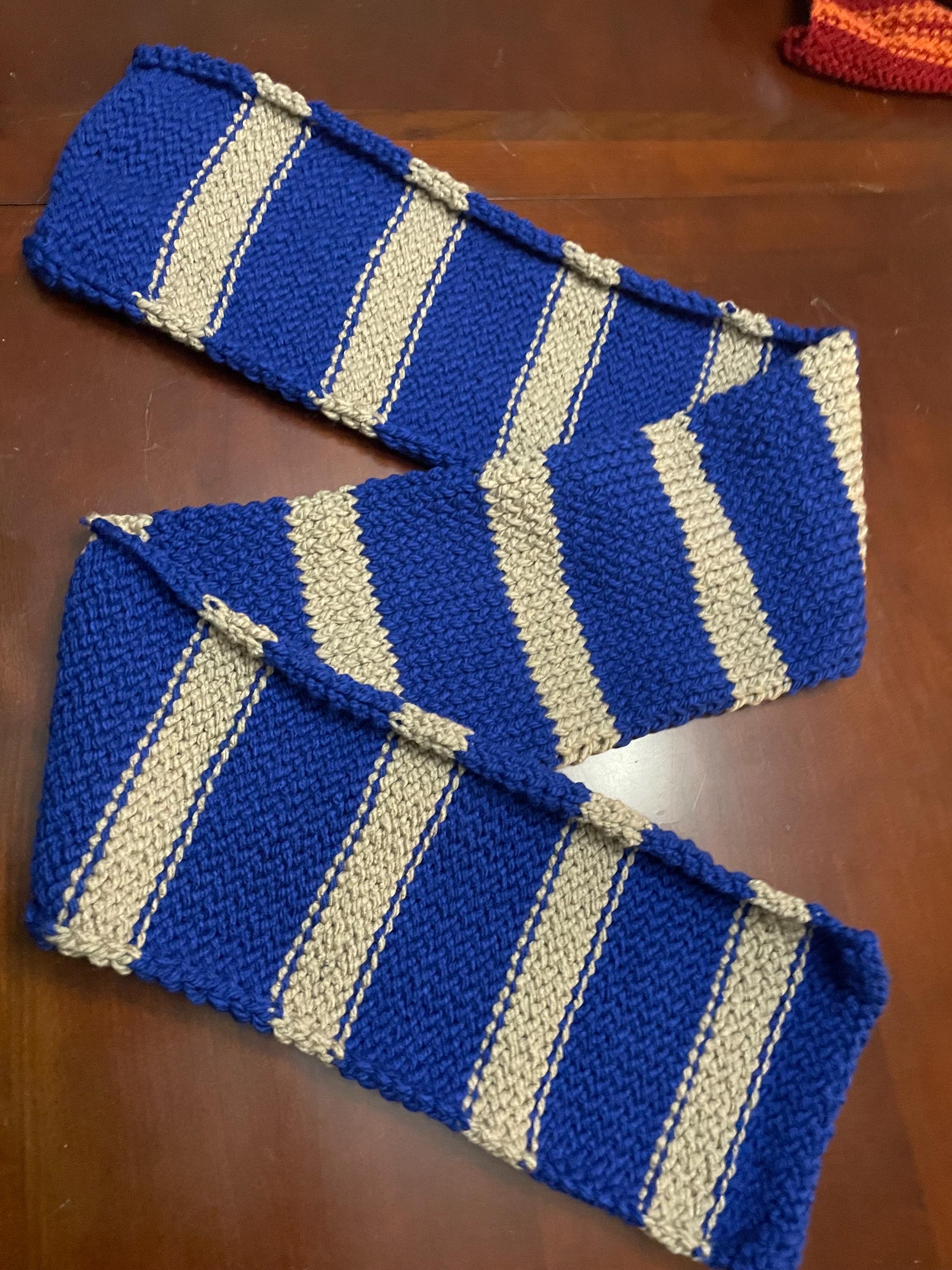 Handmade Hogwarts Scarves Gryffindor Slytherin Hufflepuff Ravenclaw ...