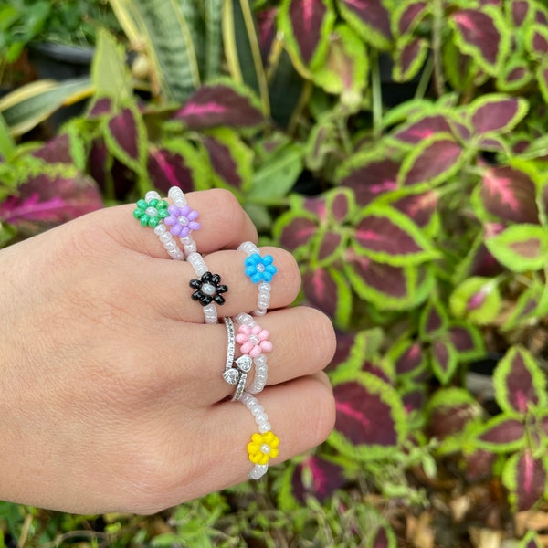 Beaded Flower Ring - Etsy