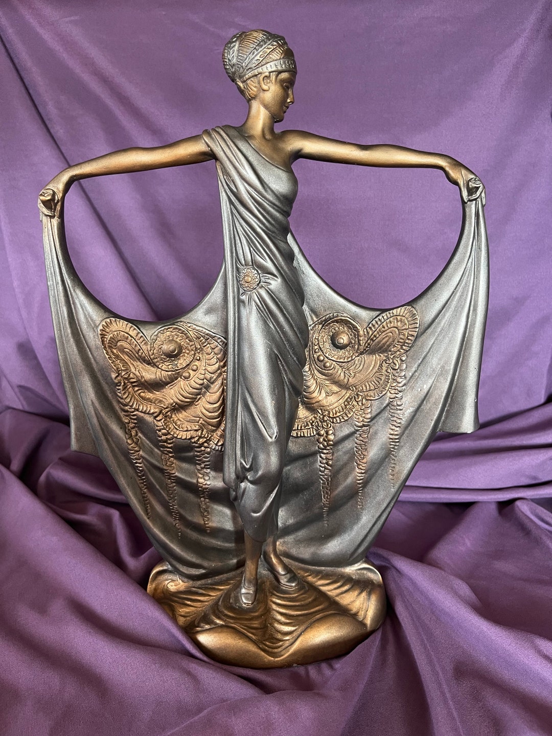 Vintage Austin Sculpture evening Trinkets, Figurine. - Etsy