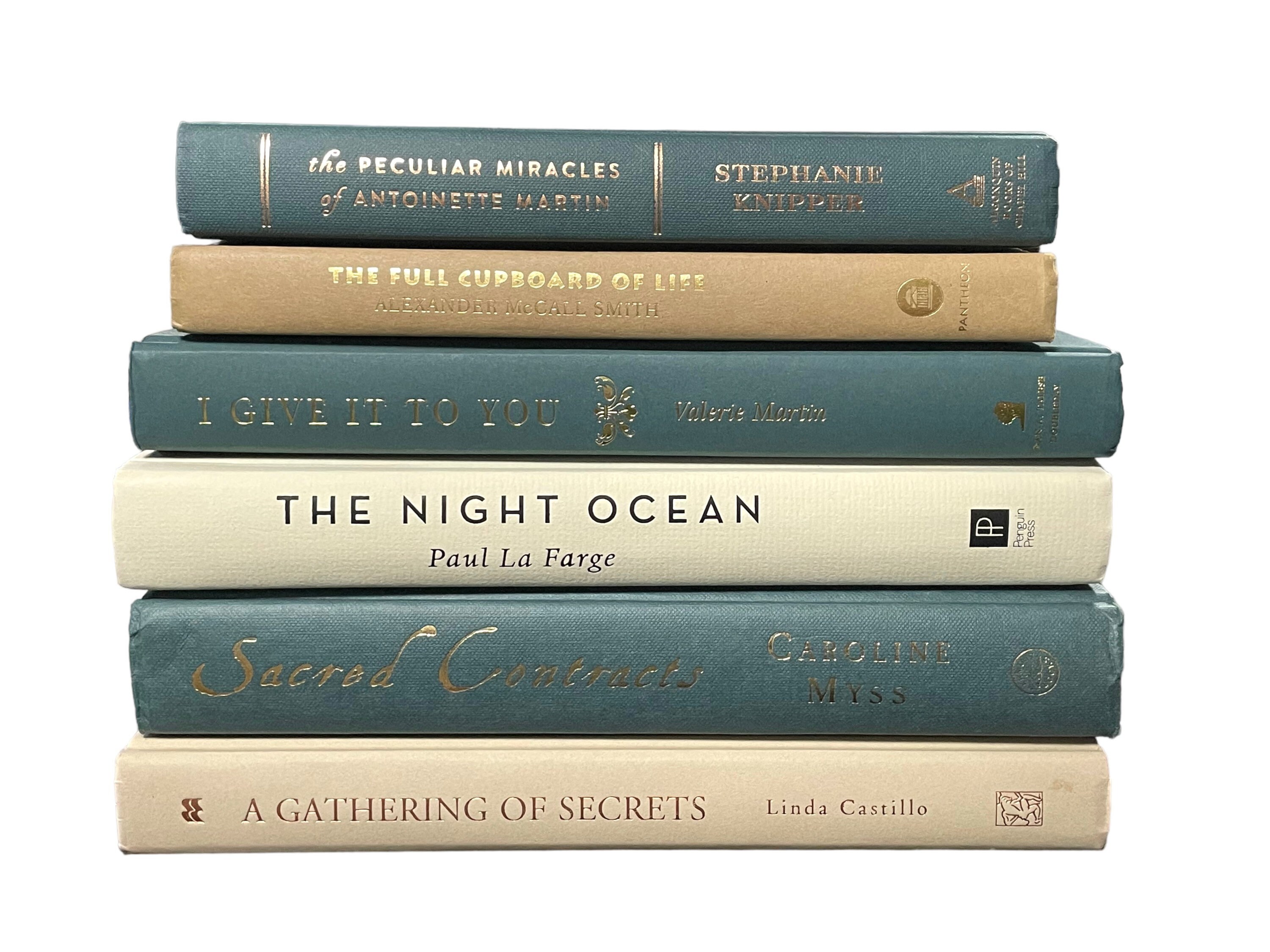 Traditional Home Decor Book Stack - Books by Color - Decorative Book ...