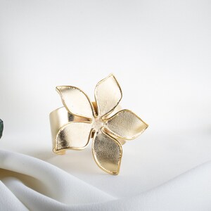 Chunky Statement Ring Birth Flower Ring and Bracelet Set - Etsy