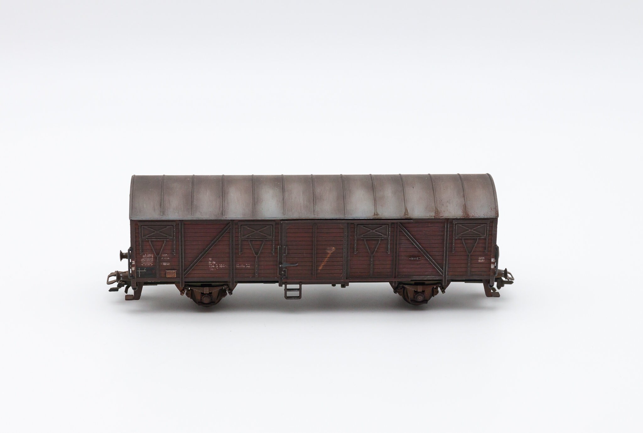 Pro Painted Closed DB Freight Train Carriages and Beer Brewery Carriage ...