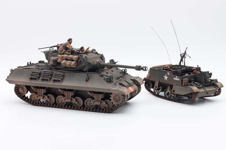 British Achilles M10 IIC Tank Destroyer and Universal Carrier MKII ...