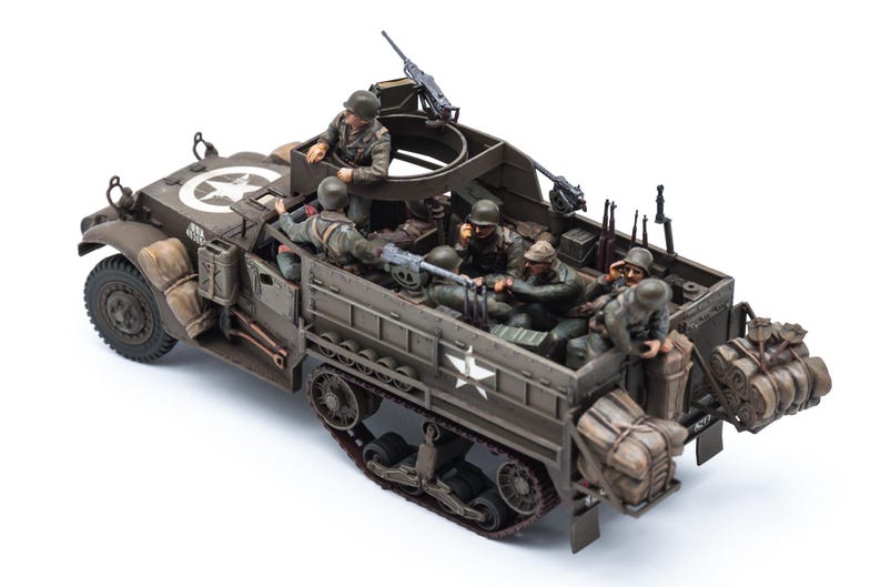 PRE-ORDER: U.S. Armored Personnel Carrier M3A2 Half-track 1/35 Tamiya ...