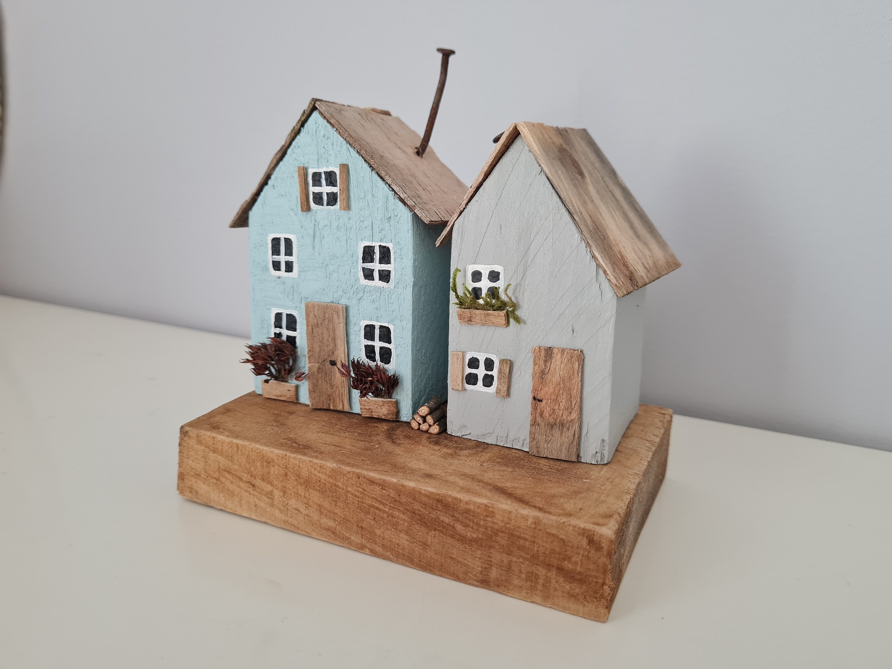 A Miniature Decoration for the Living Room, a Gift for a Sister, a ...