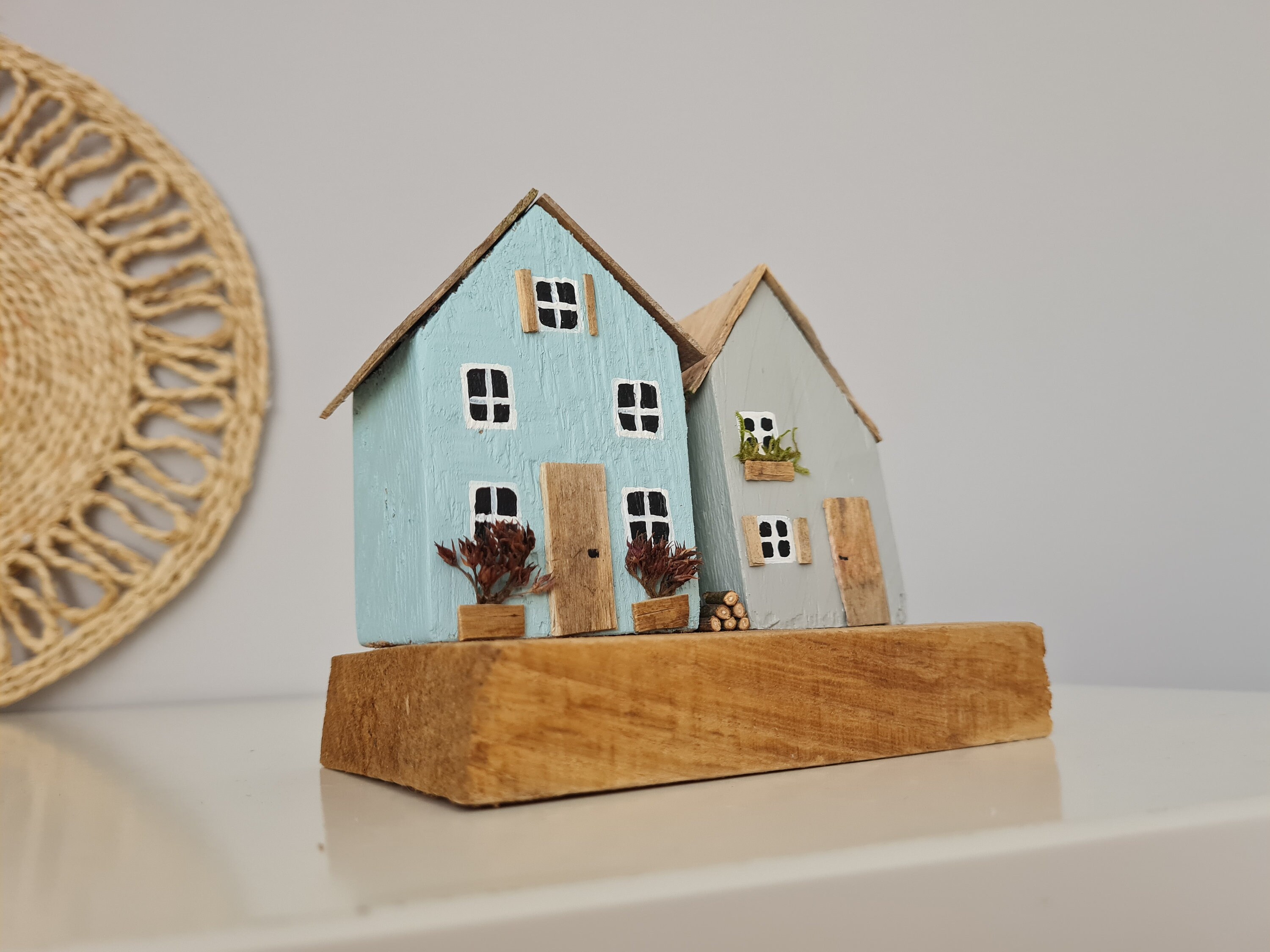 A Miniature Decoration for the Living Room, a Gift for a Sister, a ...