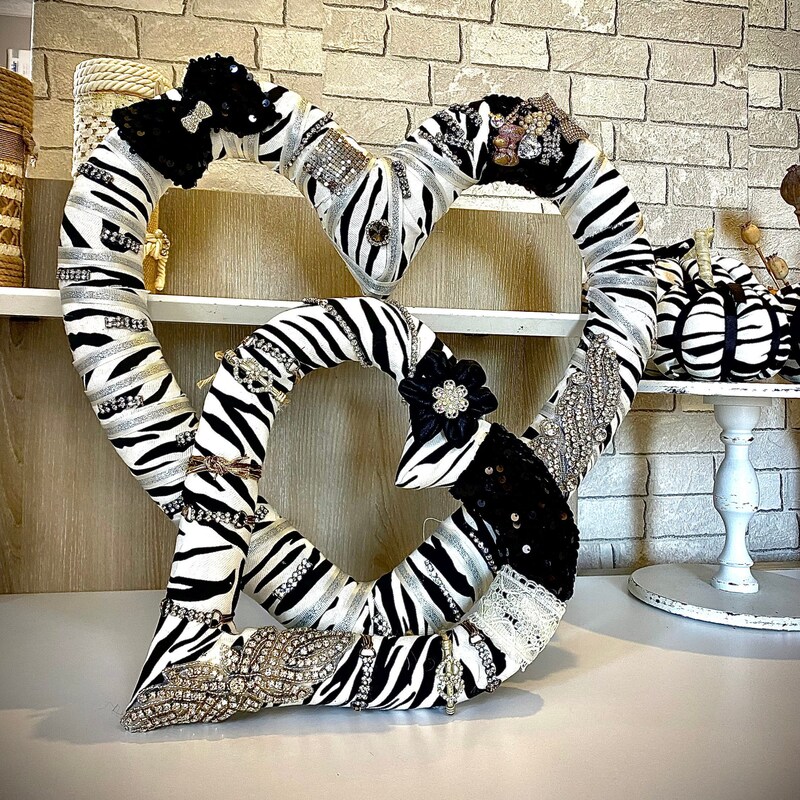 Zebra Wreath - Etsy