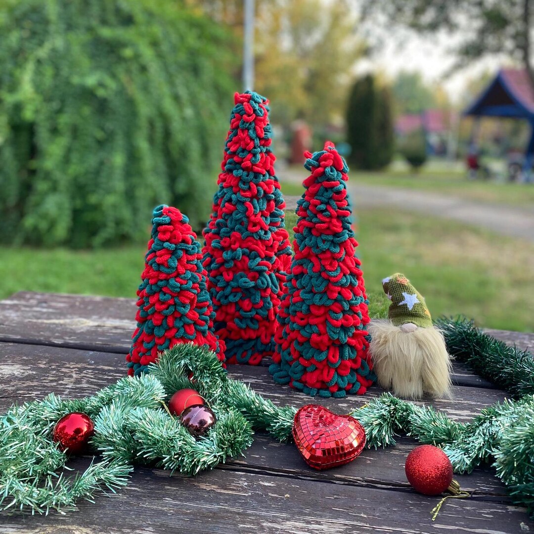 Fluffy Red and Green Yarn Christmas Trees – Handmade Festive Tabletop ...