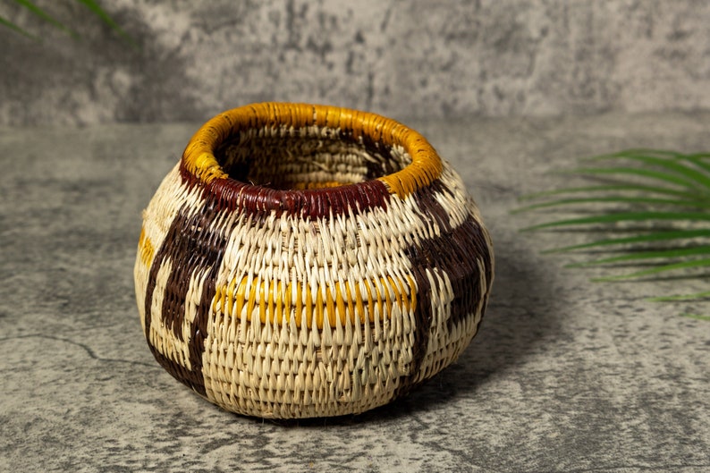 Classic Design Rainforest Vintage Basket - Etsy