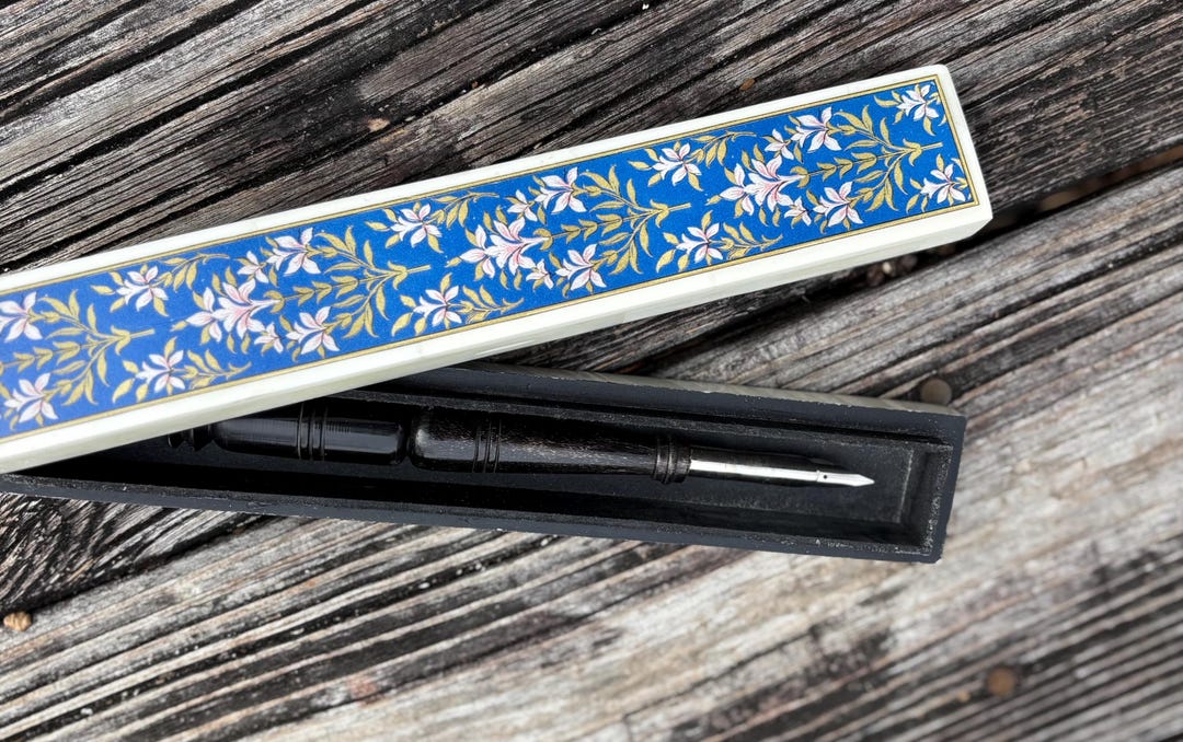 Blue Floral Bone Pen Box With Black Horn Nib - Etsy