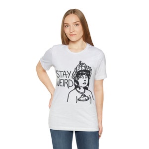 Stay Weird Tinfoil Hat Conspiracy Theorist Weird Girl T-shirt - Etsy