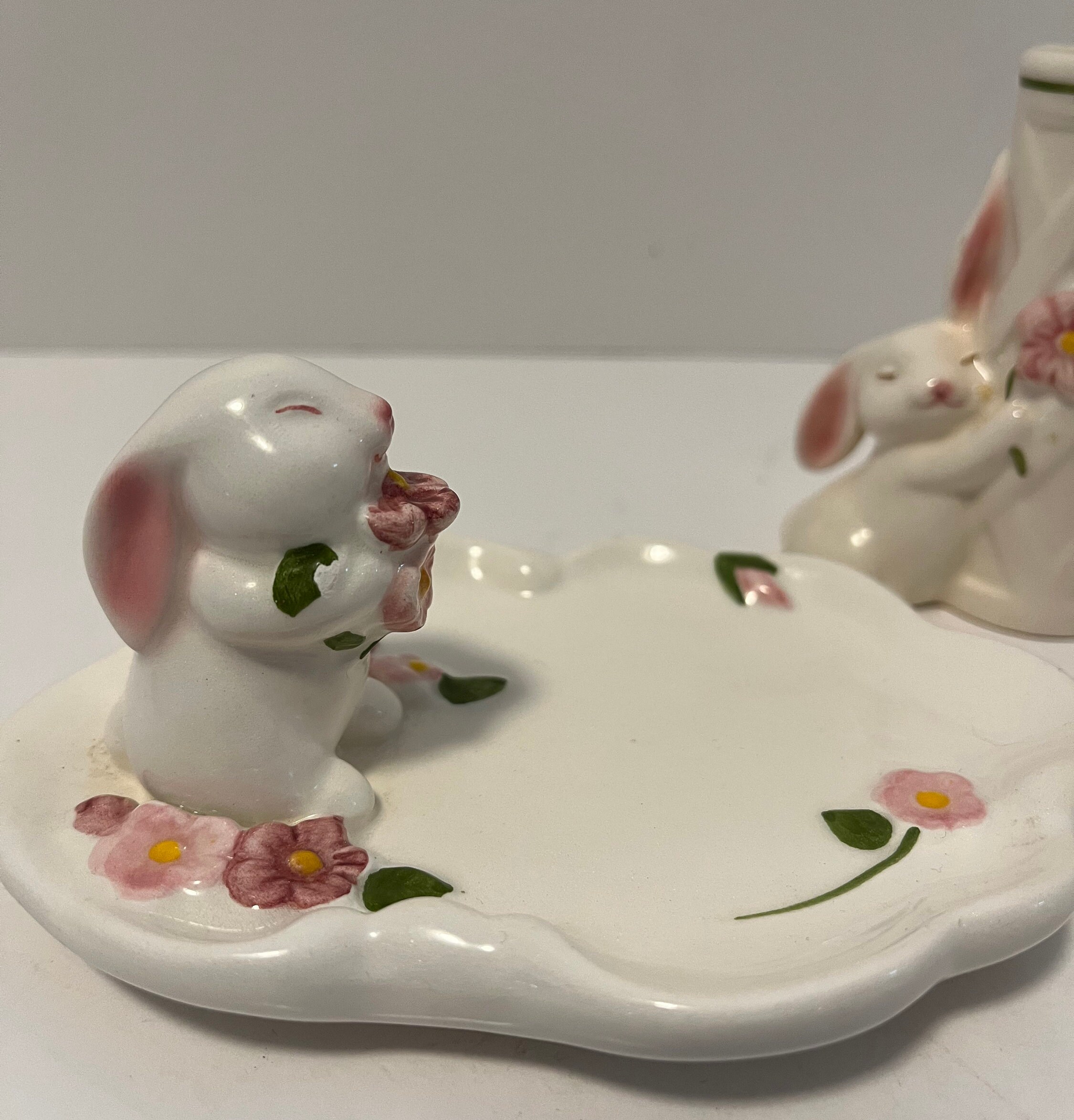Two Piece Vintage Avon Vanity Set With Sweet Bunnies - Etsy