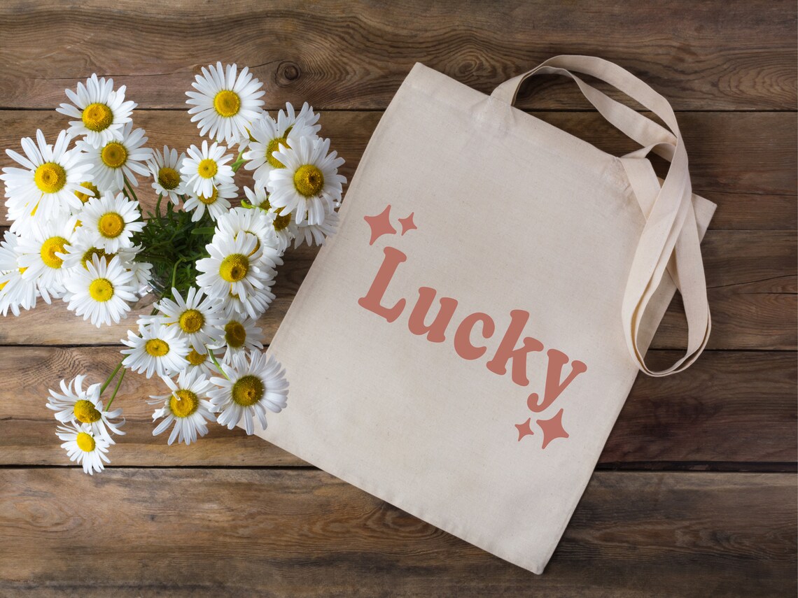 Lucky Pngs With Sparkles, Retro Font, Trendy Hoodie, Aesthetic Hoodie ...