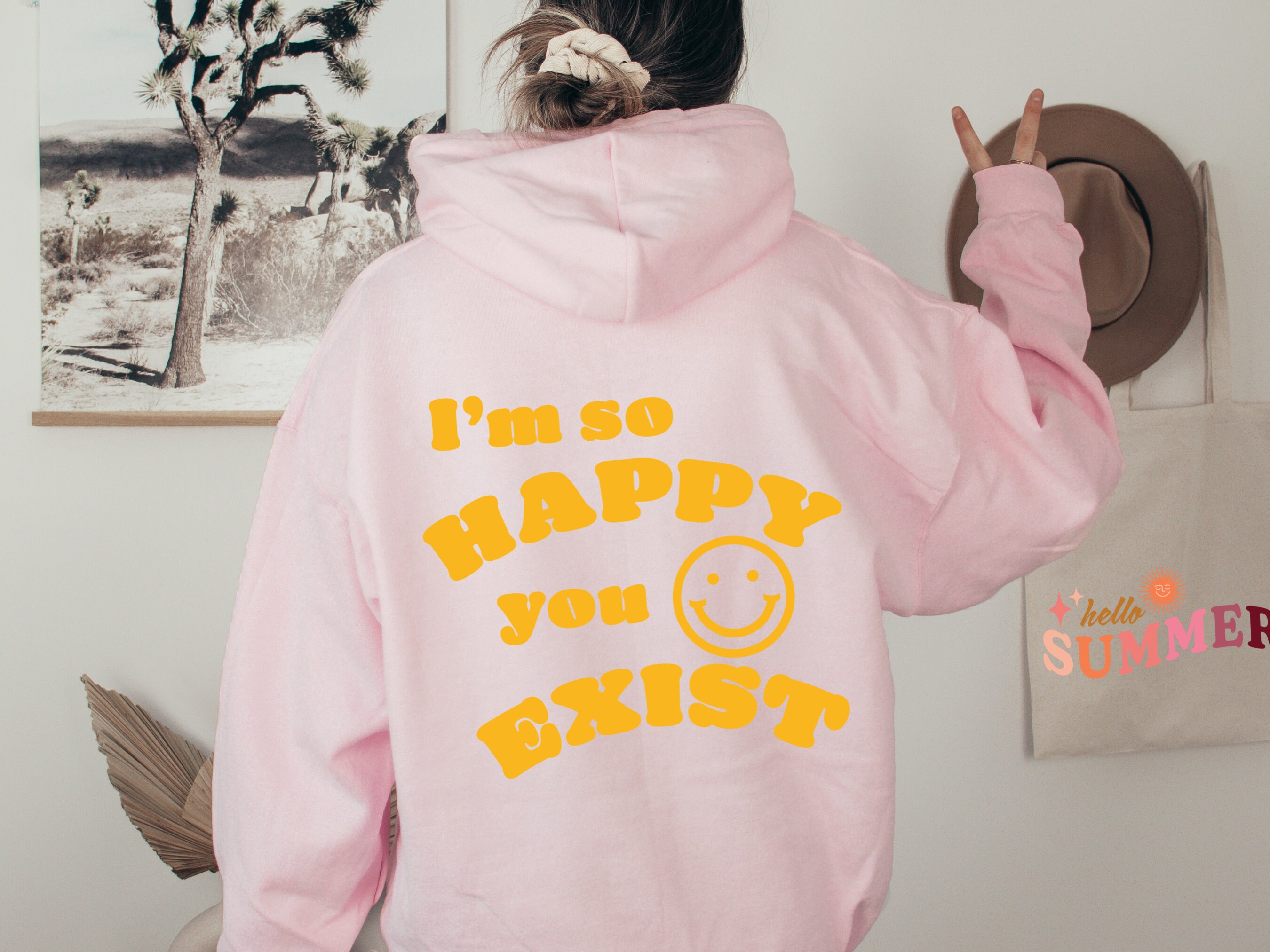 I'm so Happy You Exist PNG, Aesthetic Hoodie Design, Retro Font, Cute ...