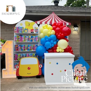 Interchangeable Arch Wall With Shelves: Party Treat & Champagne Display ...