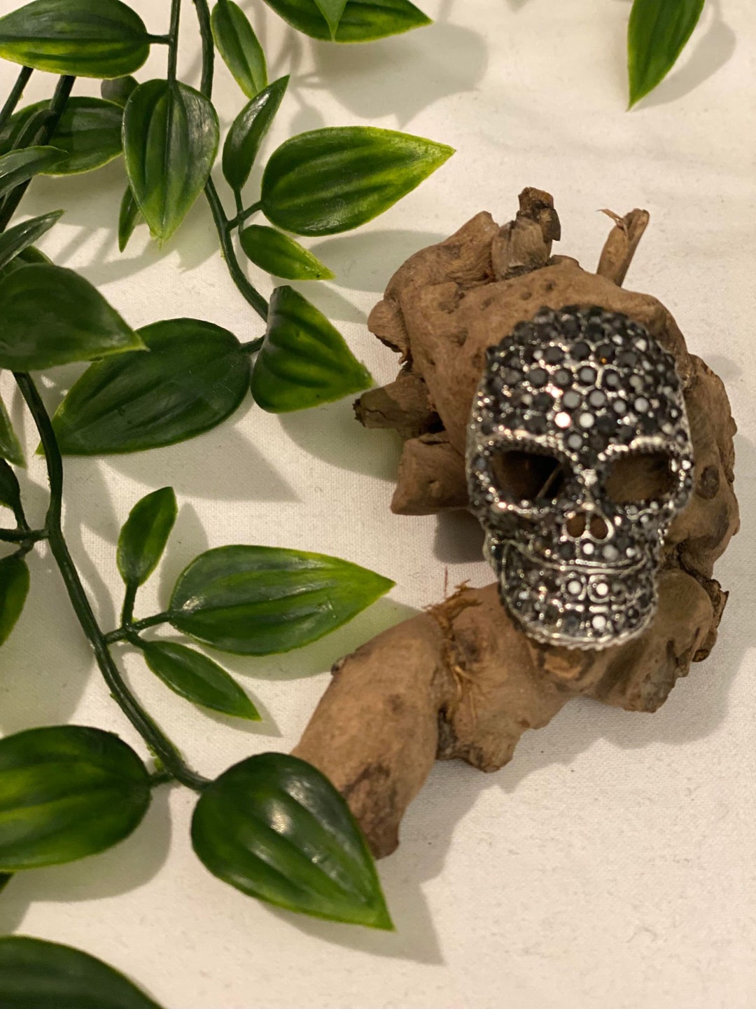 Rhinestone Crystal Encrusted Skull Head Brooch Pin Pendant Gun Metal ...