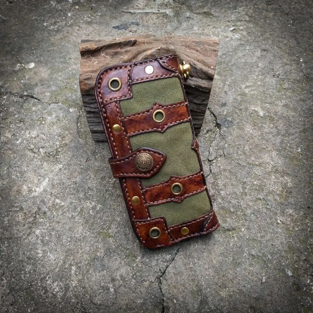 Unique Wallet Handmade Leather Biker Wallet Mens Bifold Wallet ...